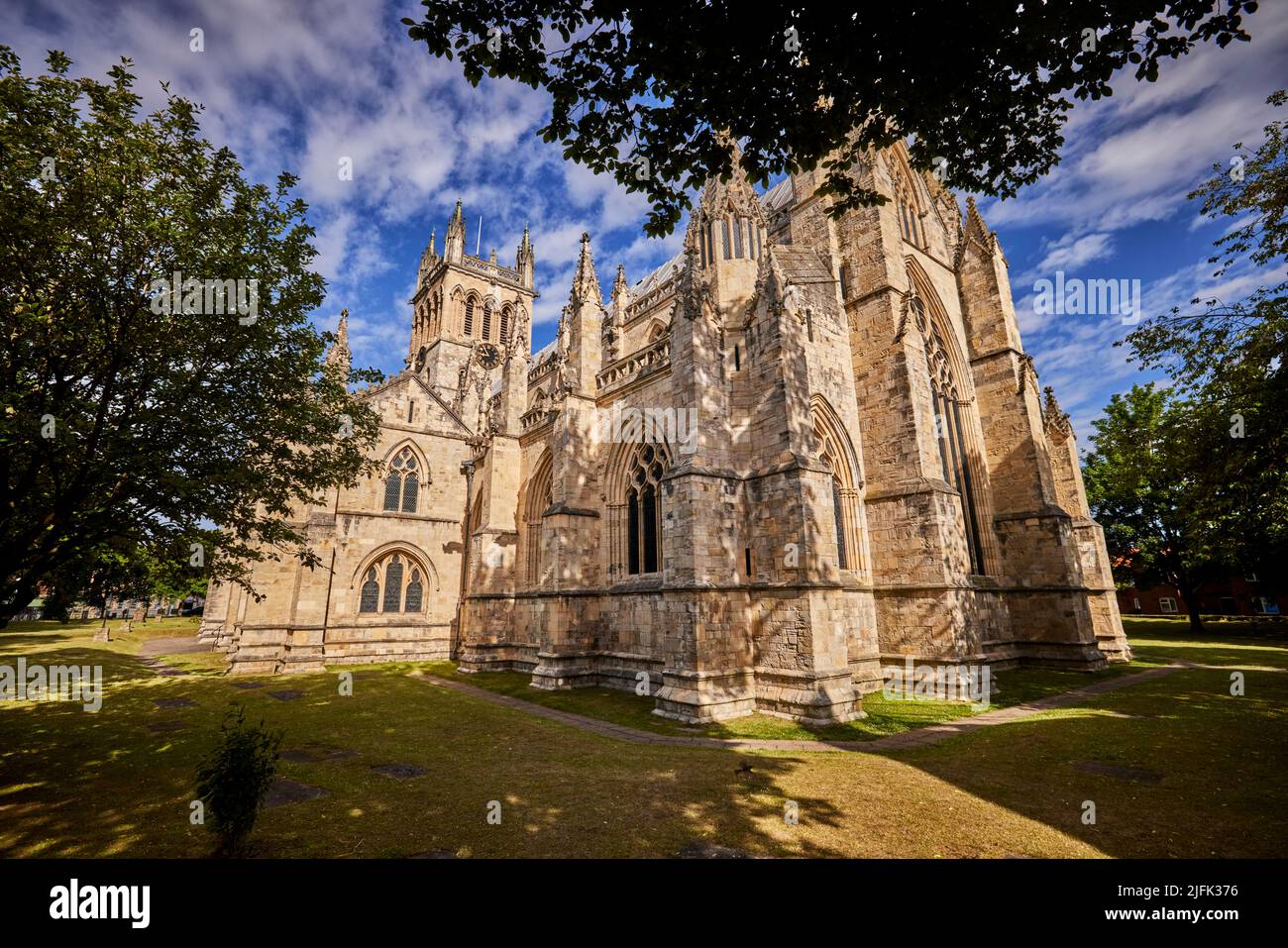 Selby town centre, Selby Abbey Stock Photo - Alamy