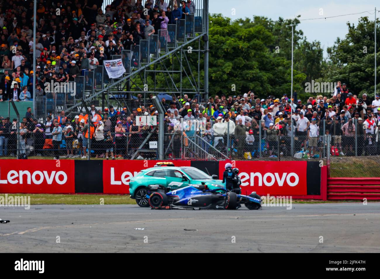 23 ALBON Alexander (tha), Williams Racing FW44, action crash, accident ...