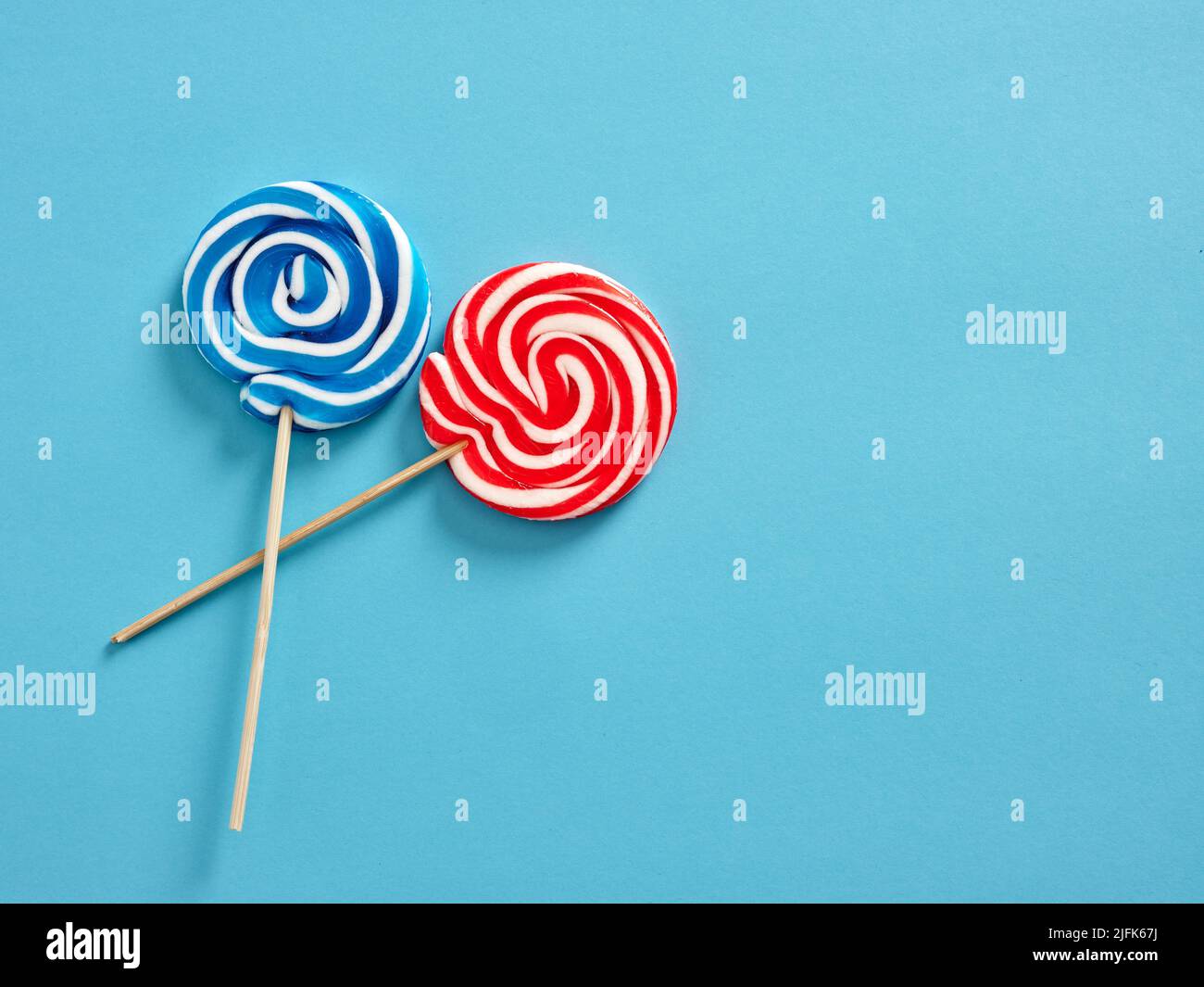 Round candy hi-res stock photography and images - Alamy