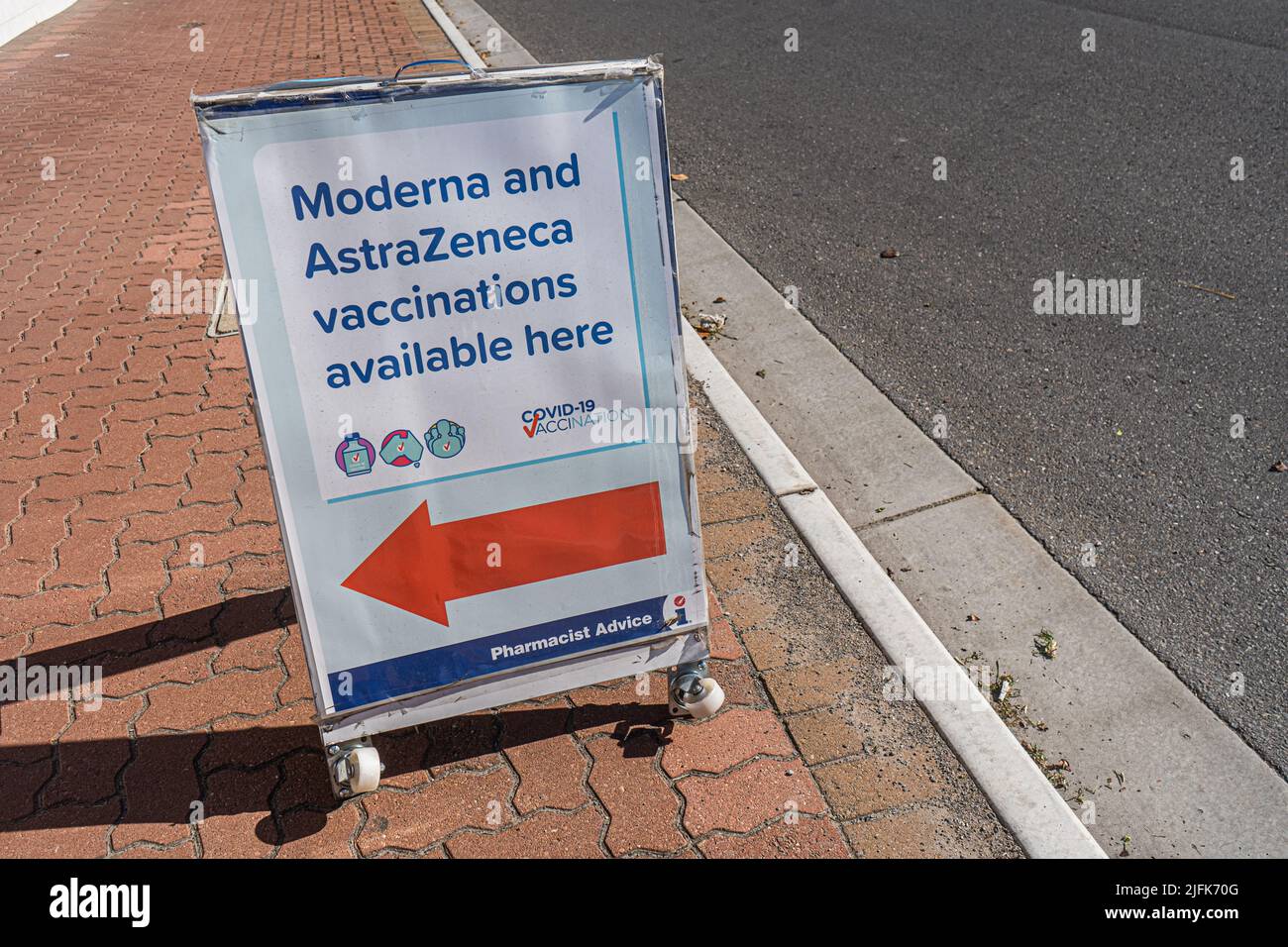 4 July 2022: Aztrazeneca and Moderna vaccination available sign outside ...