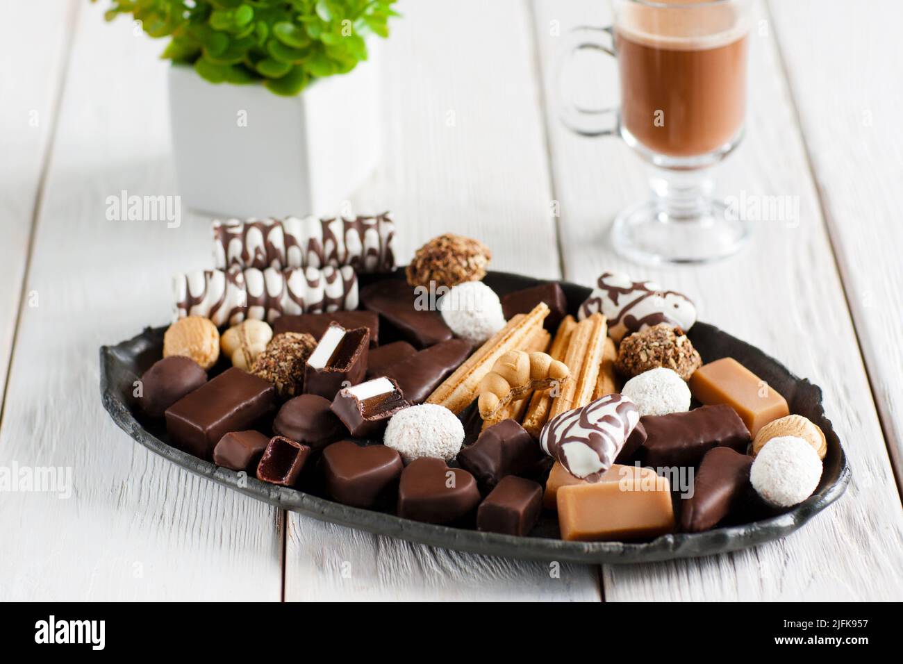 Buffet set up on table hi-res stock photography and images - Alamy