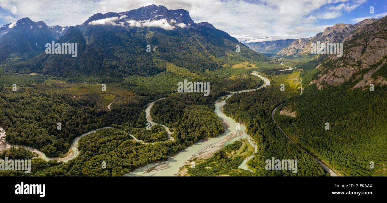 South chilcotin range hi-res stock photography and images - Alamy