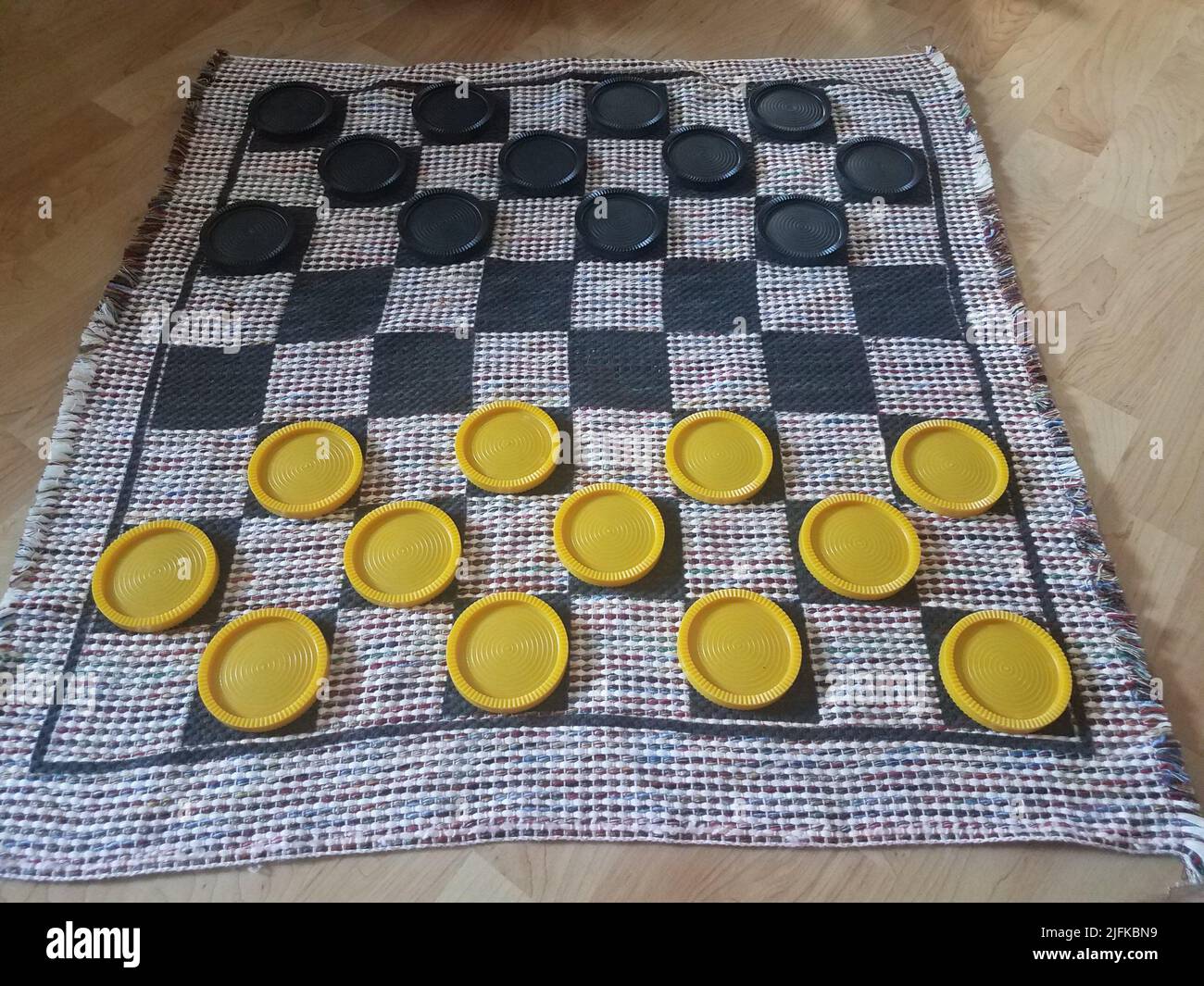Checkers game mat hi-res stock photography and images - Alamy