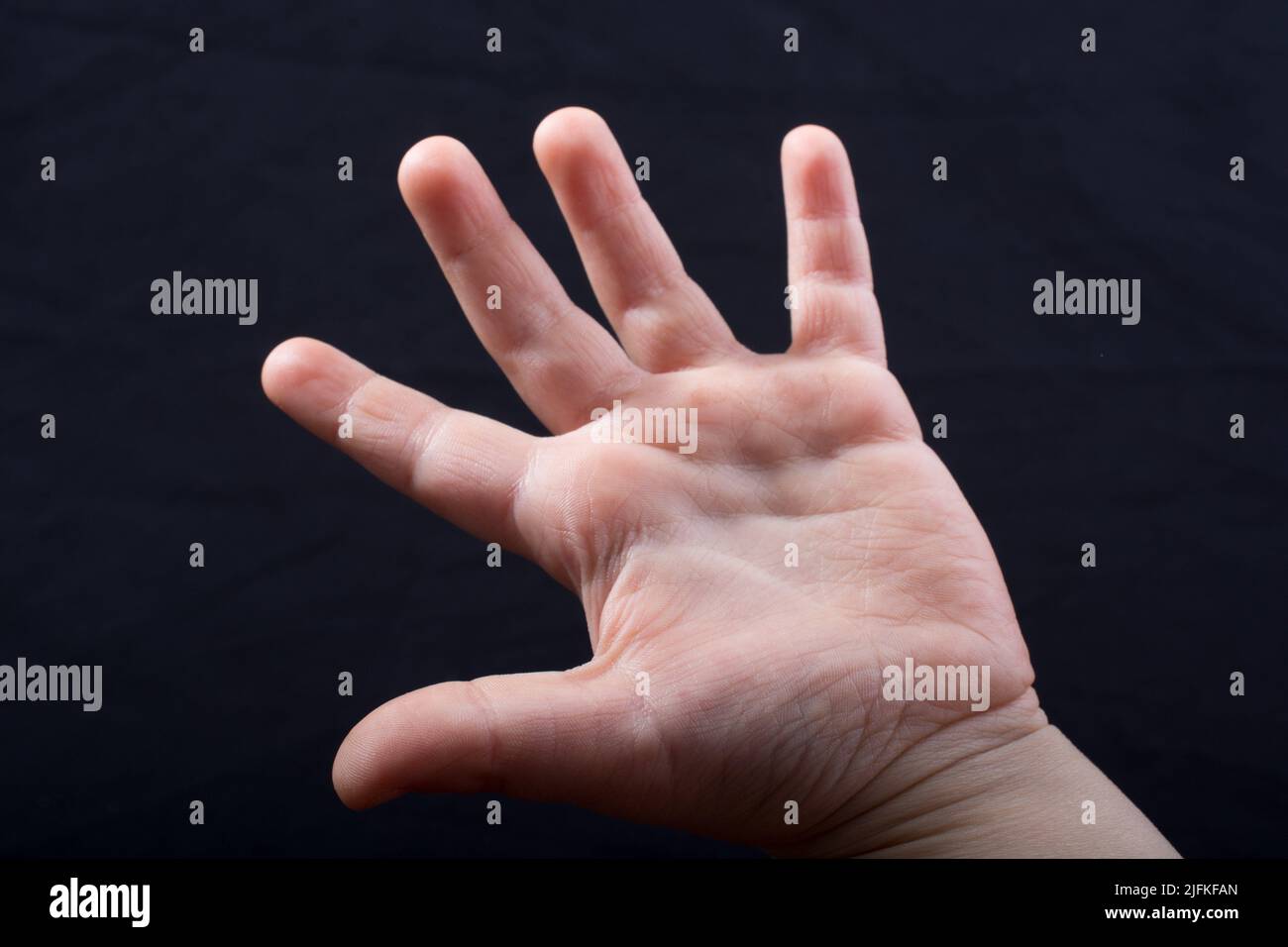 Finger counting child hi-res stock photography and images - Alamy
