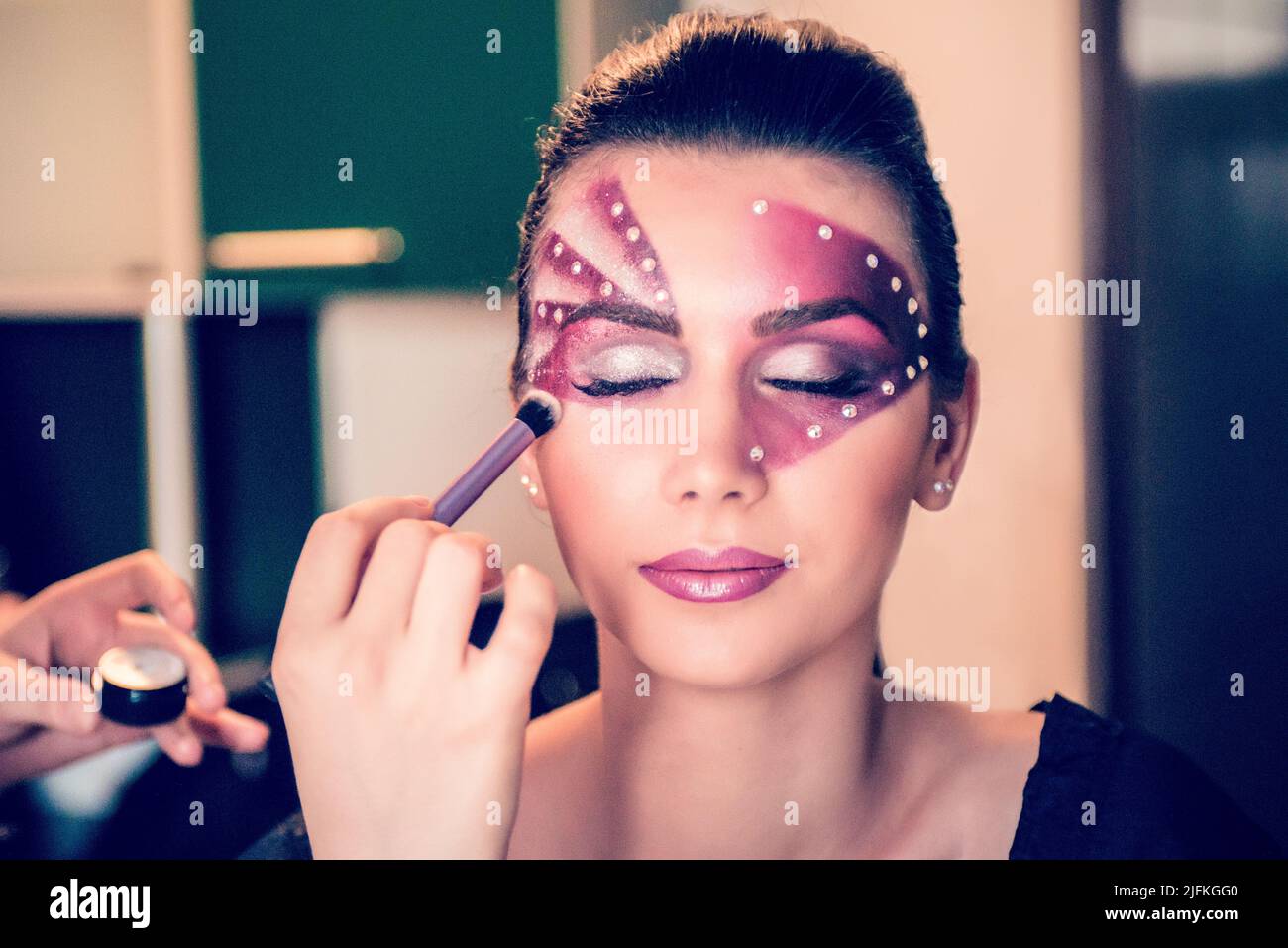 Body painting models hi-res stock photography and images - Alamy