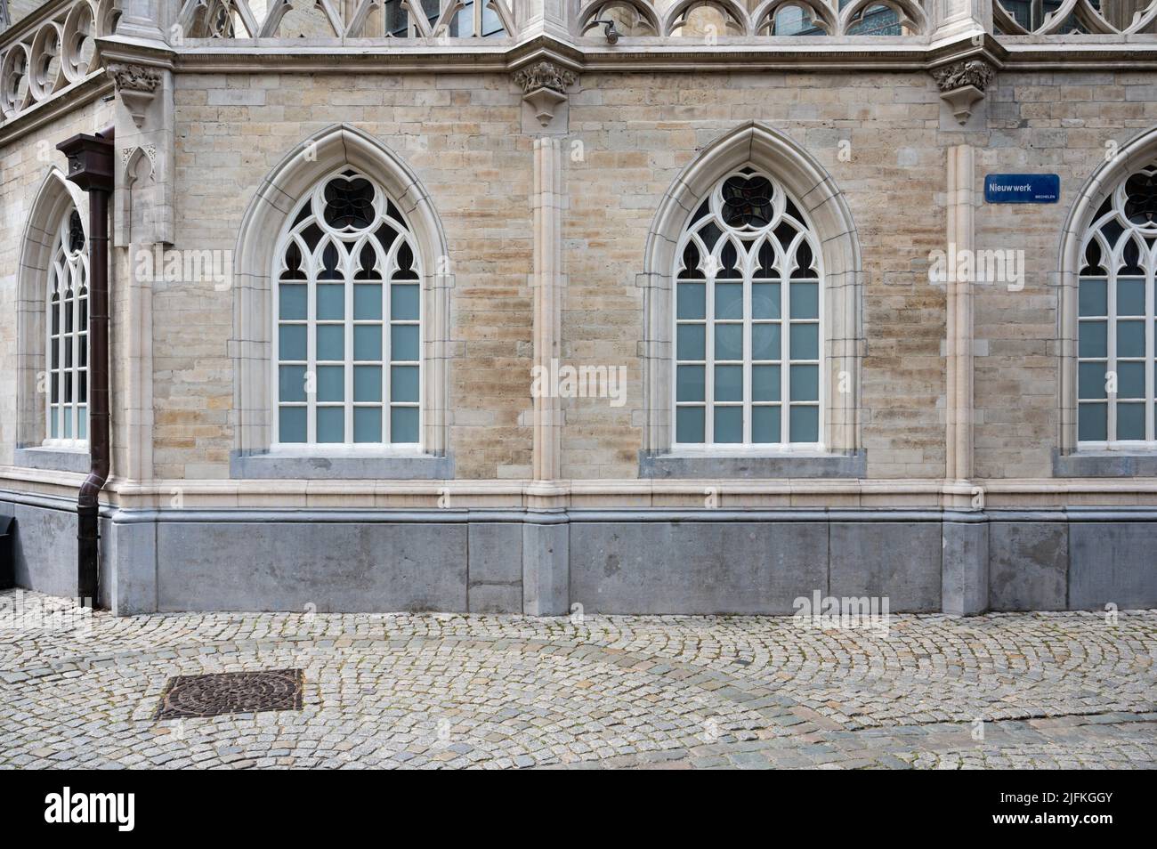 Antwerp cathedral window hi-res stock photography and images - Alamy
