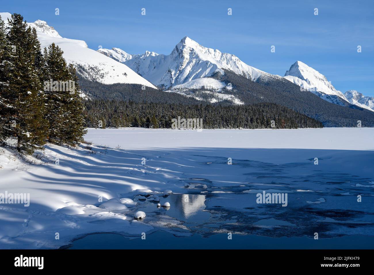 Elizabeth lake glacier national park hi-res stock photography and ...