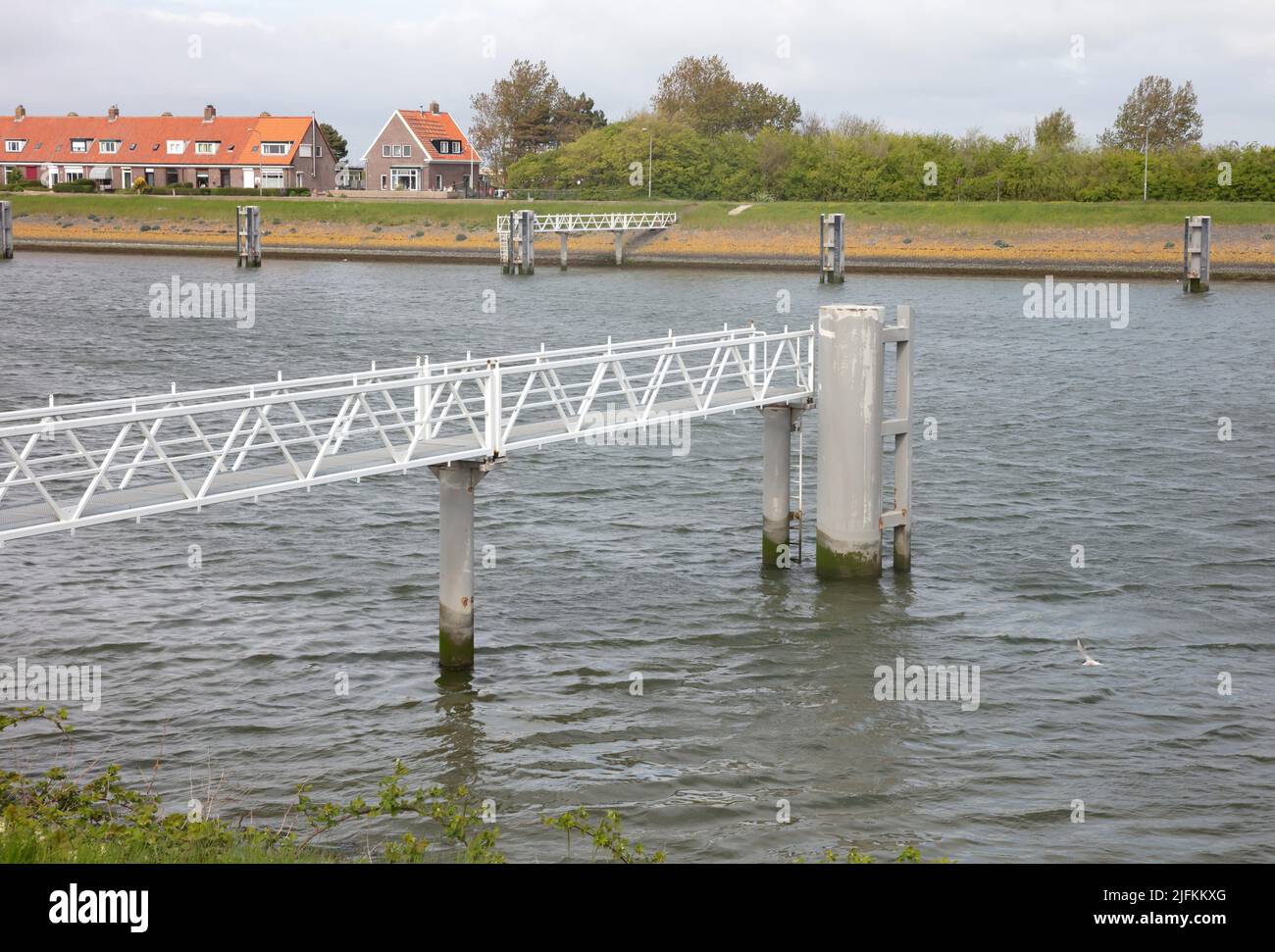 Modern jetty hi-res stock photography and images - Alamy