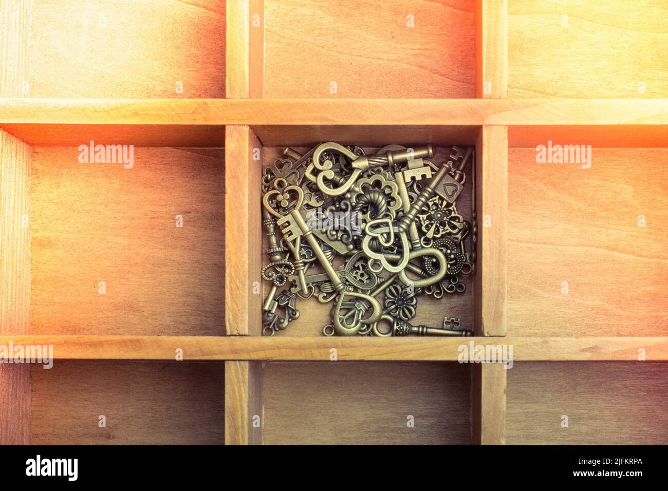 Wooden box and key hi-res stock photography and images - Alamy