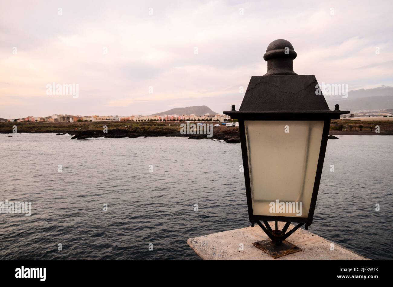 Vintage Classic Street Lamp Light Metal Lantern Stock Photo - Alamy