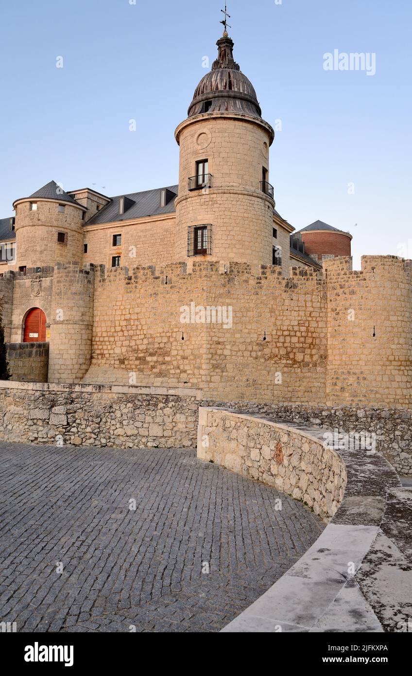 Simancas castle hi-res stock photography and images - Alamy