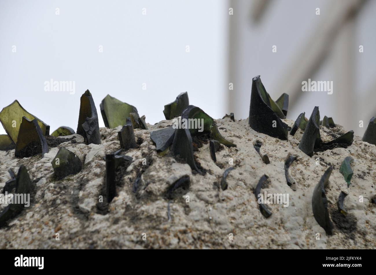 Wall shard hi-res stock photography and images - Alamy