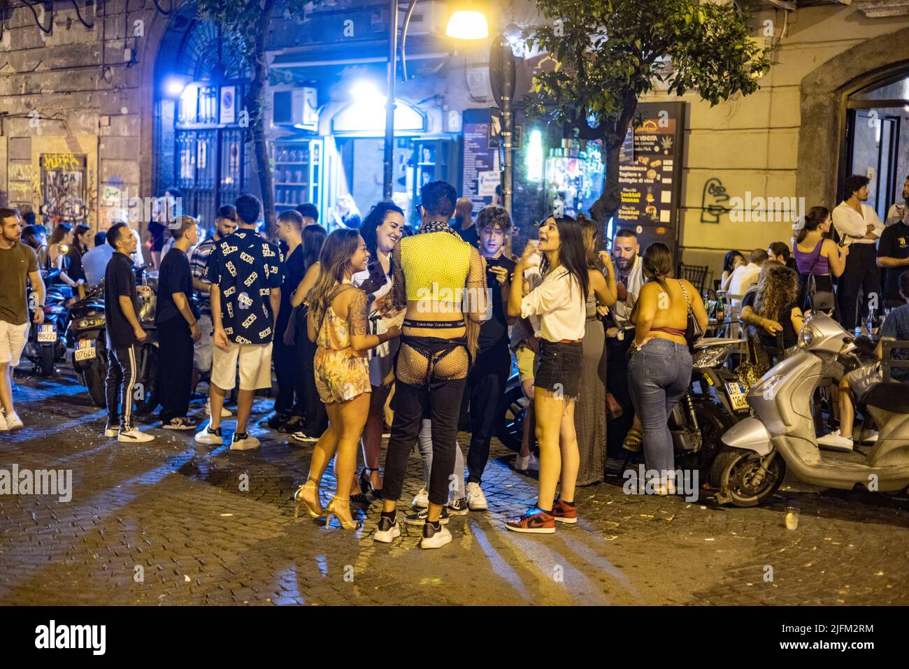 Naples street life Stock Photo - Alamy