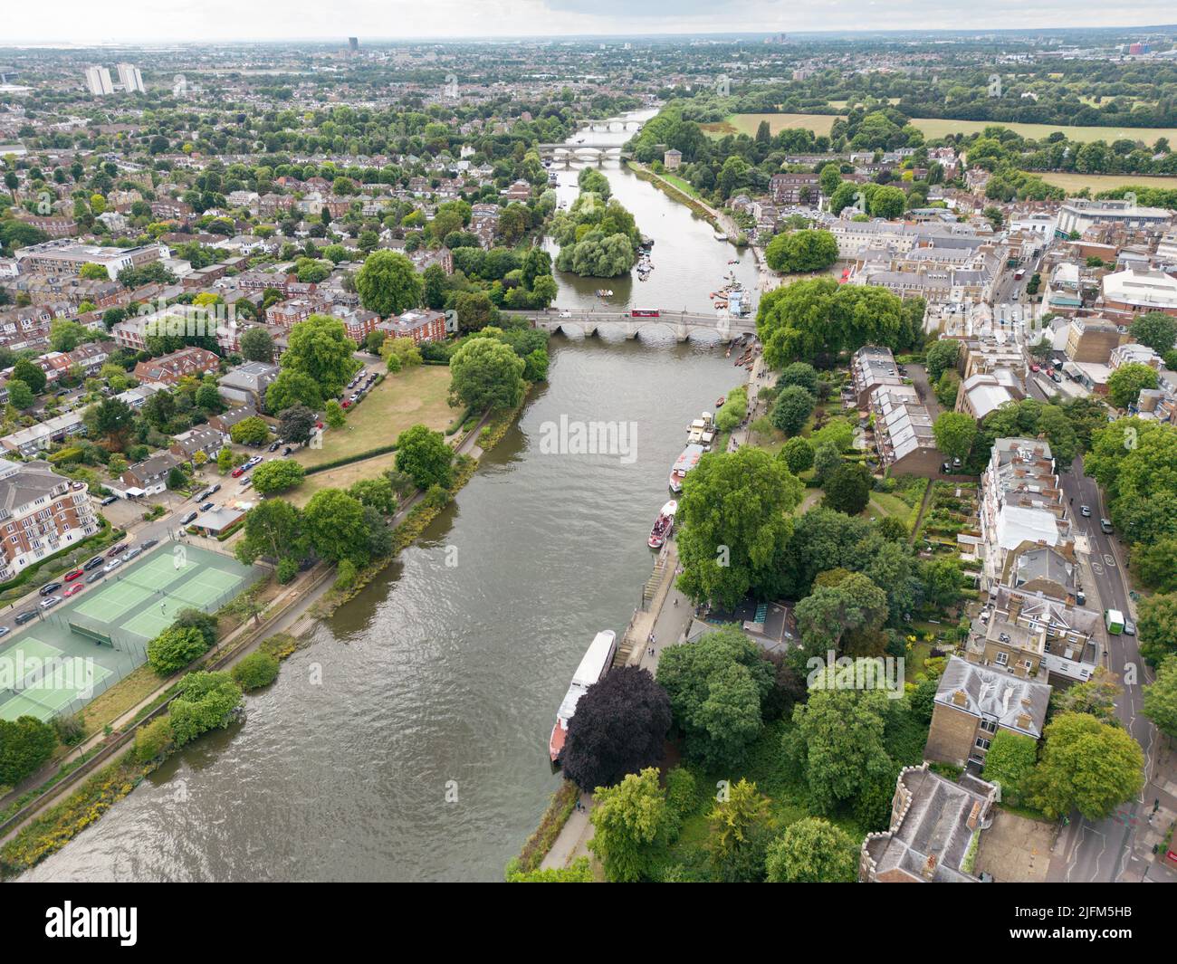 Richmond Riverside is famous for lazy summer evenings and great for ...
