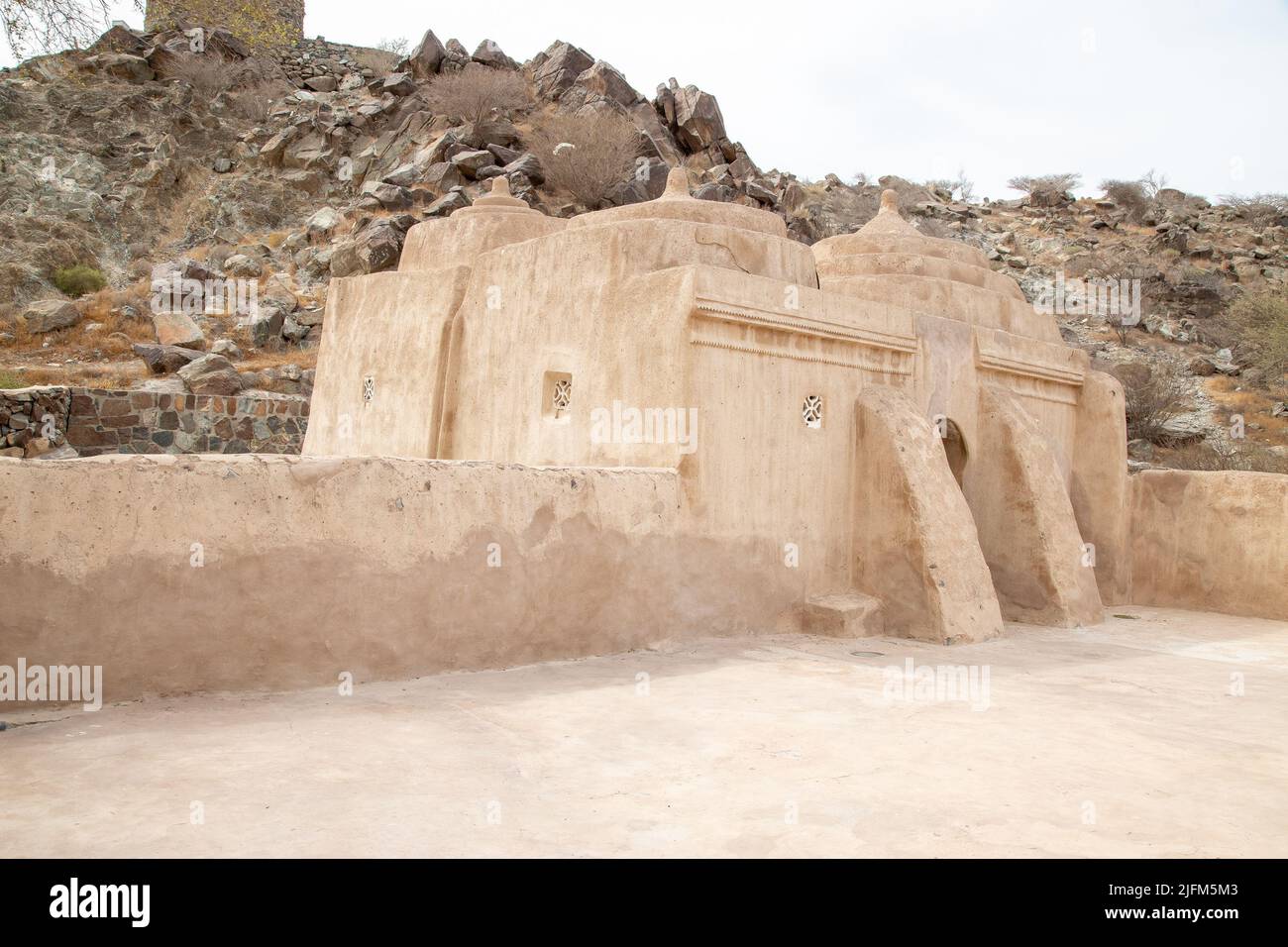 The historical Al Bidya Mosque in Fujairah Stock Photo - Alamy