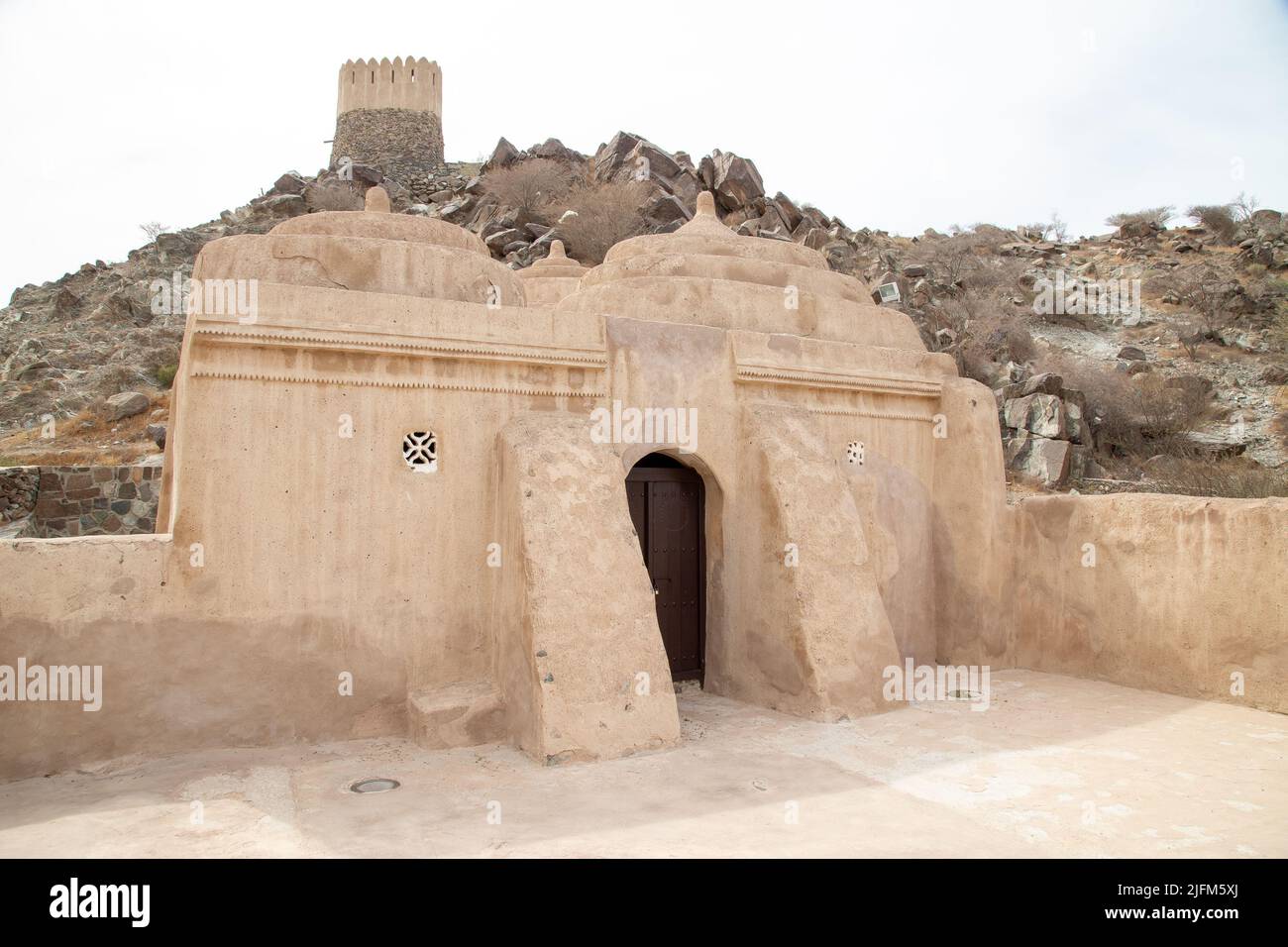 The historical Al Bidya Mosque in Fujairah Stock Photo - Alamy