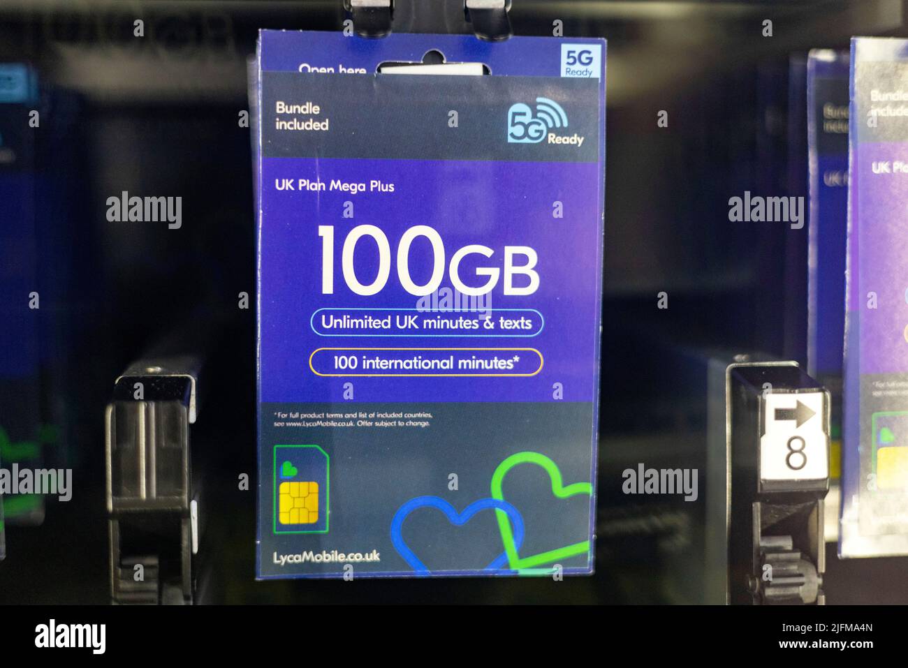 Card vending machine hi-res stock photography and images - Alamy