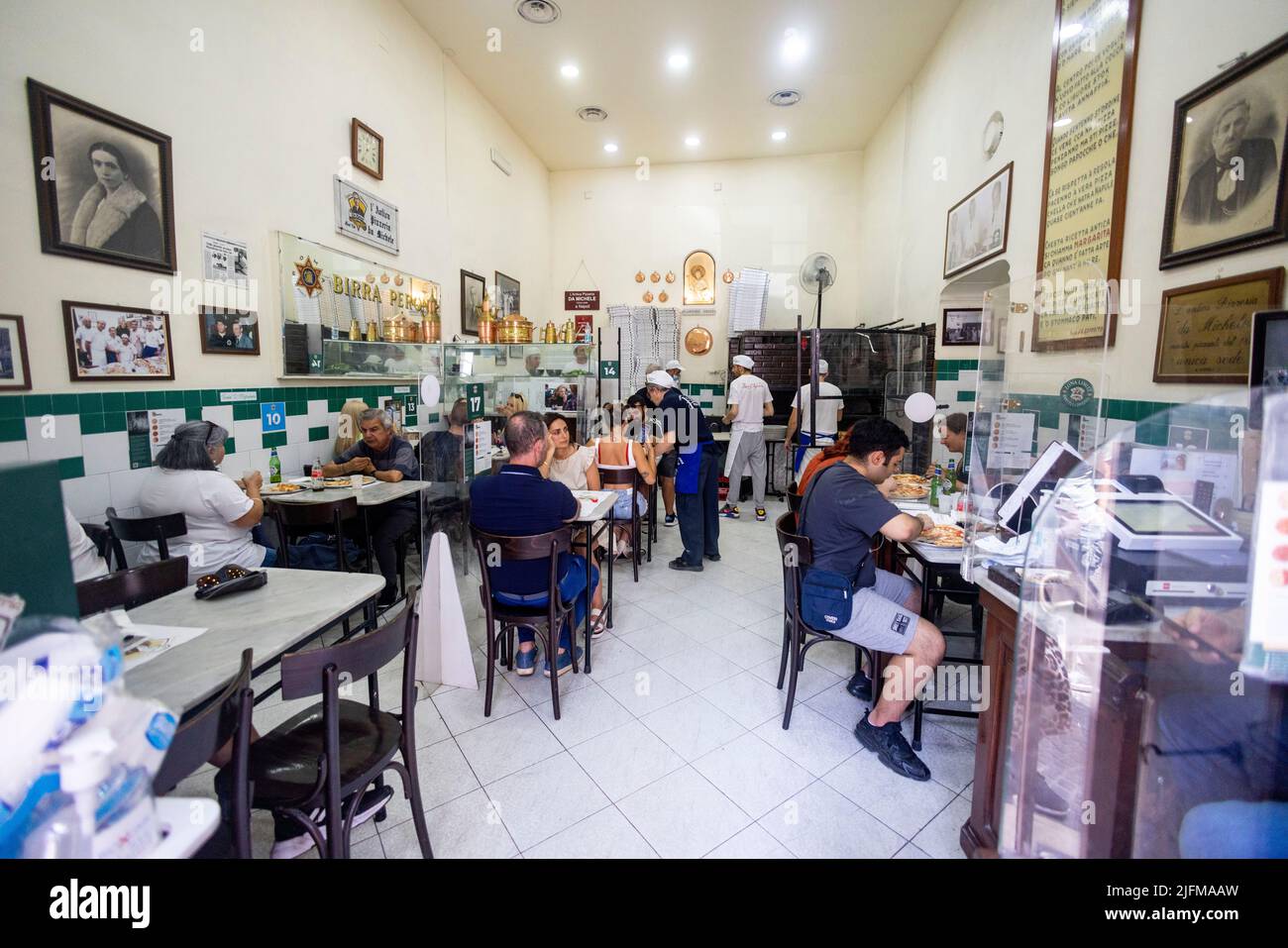 Da Michele pizza famous restaurant Stock Photo - Alamy