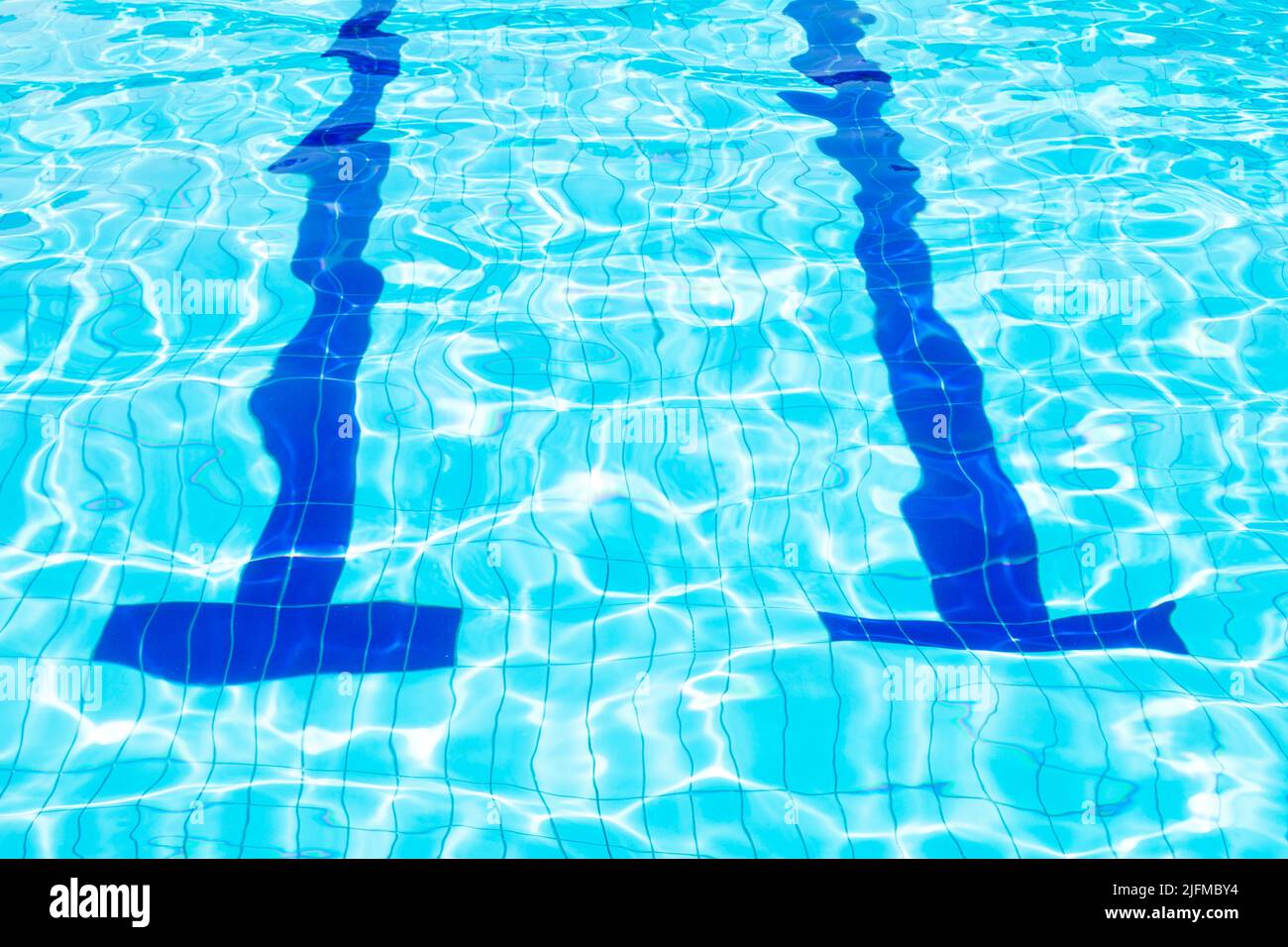 reflect on water swimming pool background Stock Photo - Alamy