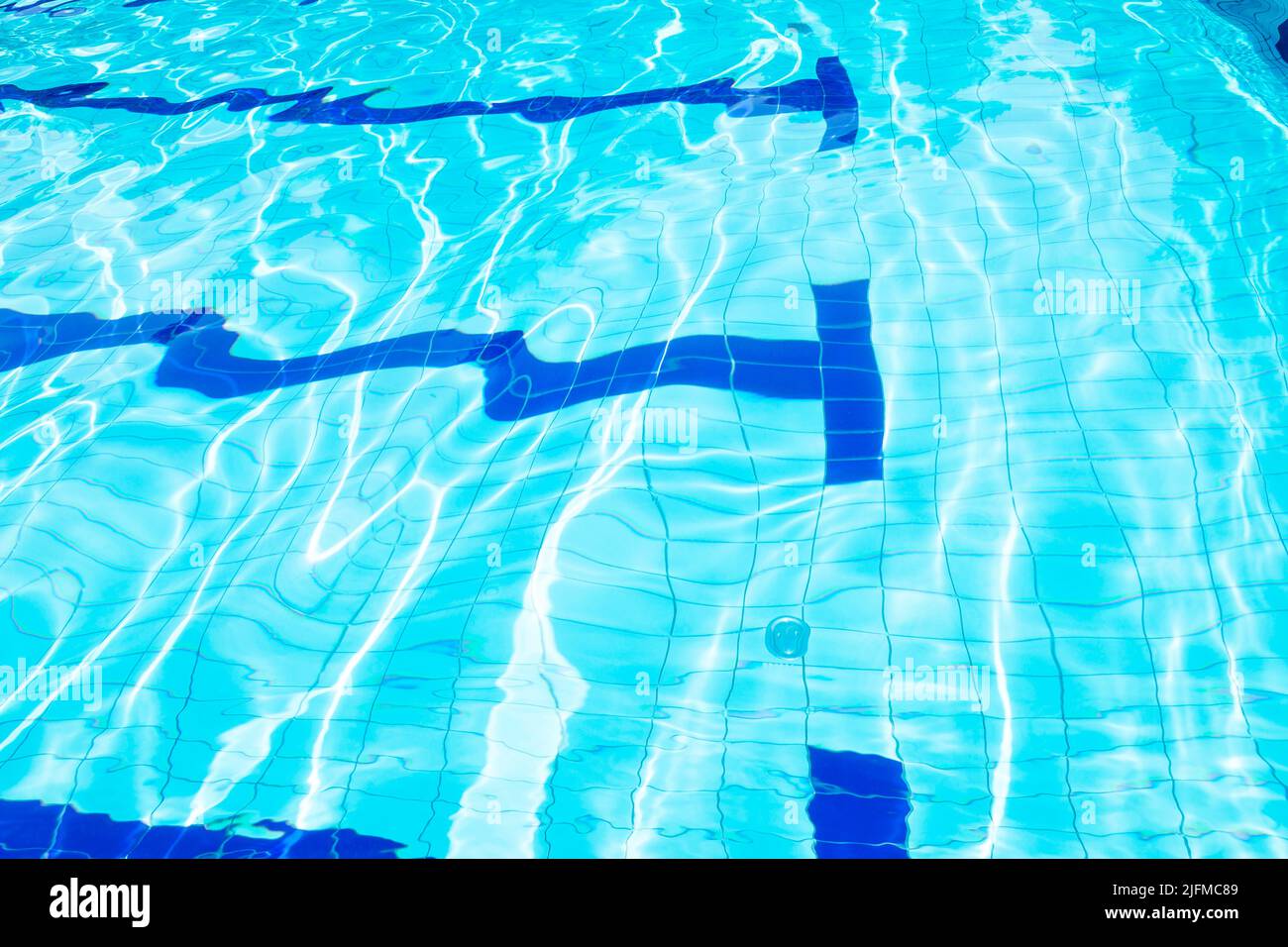 reflect on water swimming pool background Stock Photo - Alamy