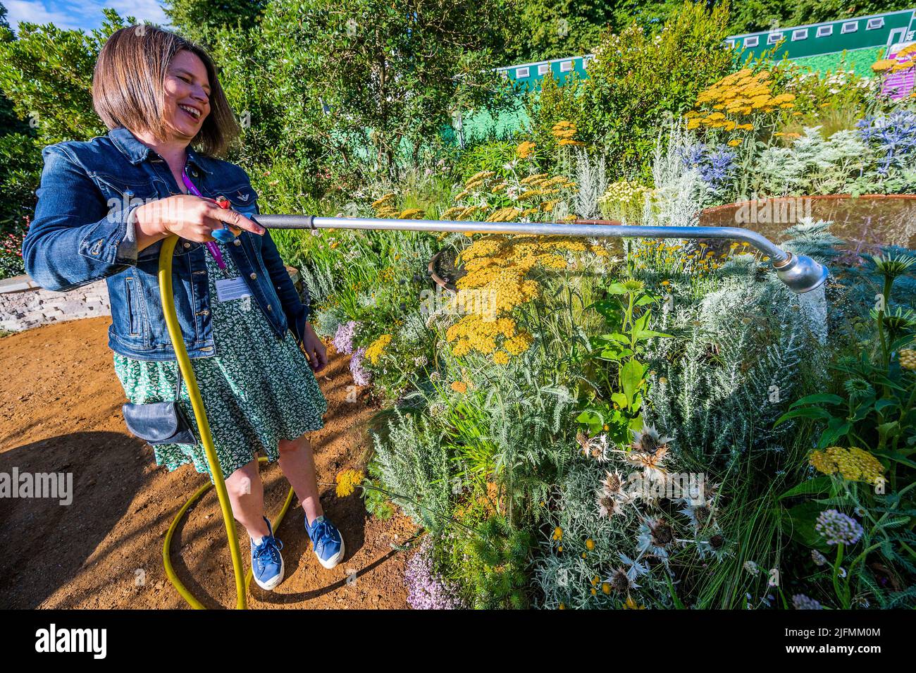 Rhs planet friendly garden hi-res stock photography and images - Alamy