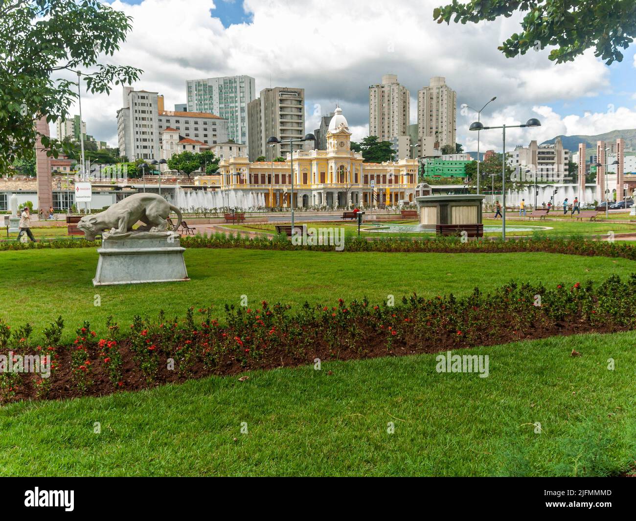 Station Square. Beautiful central square with statues, sources in the ...