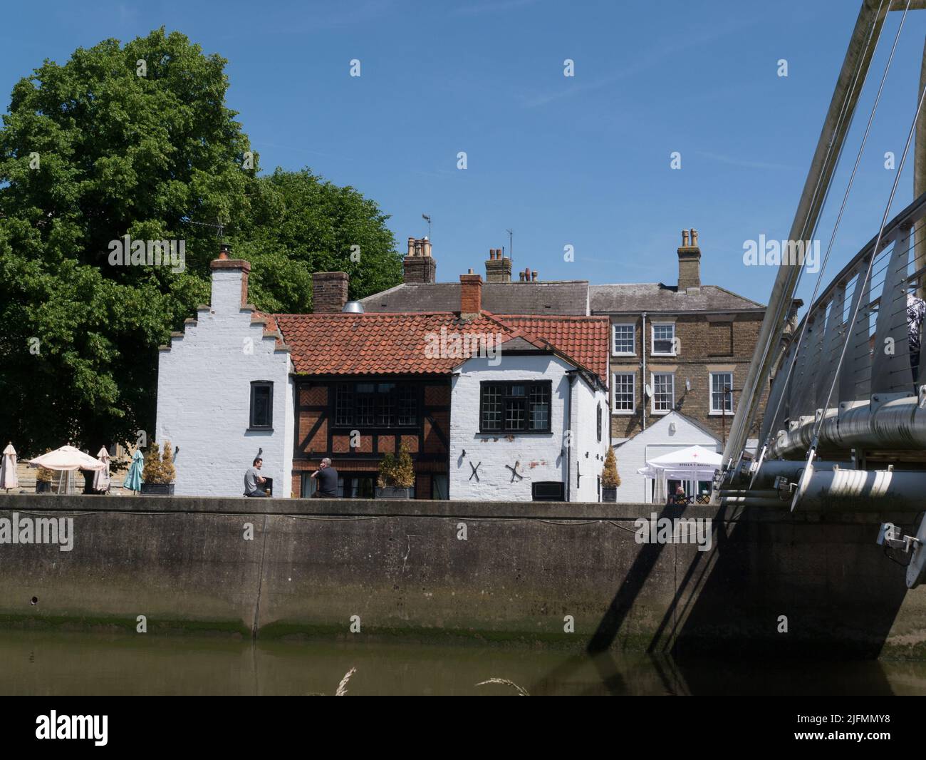 Looking along st botolphs pedestrian bridge hi-res stock photography ...