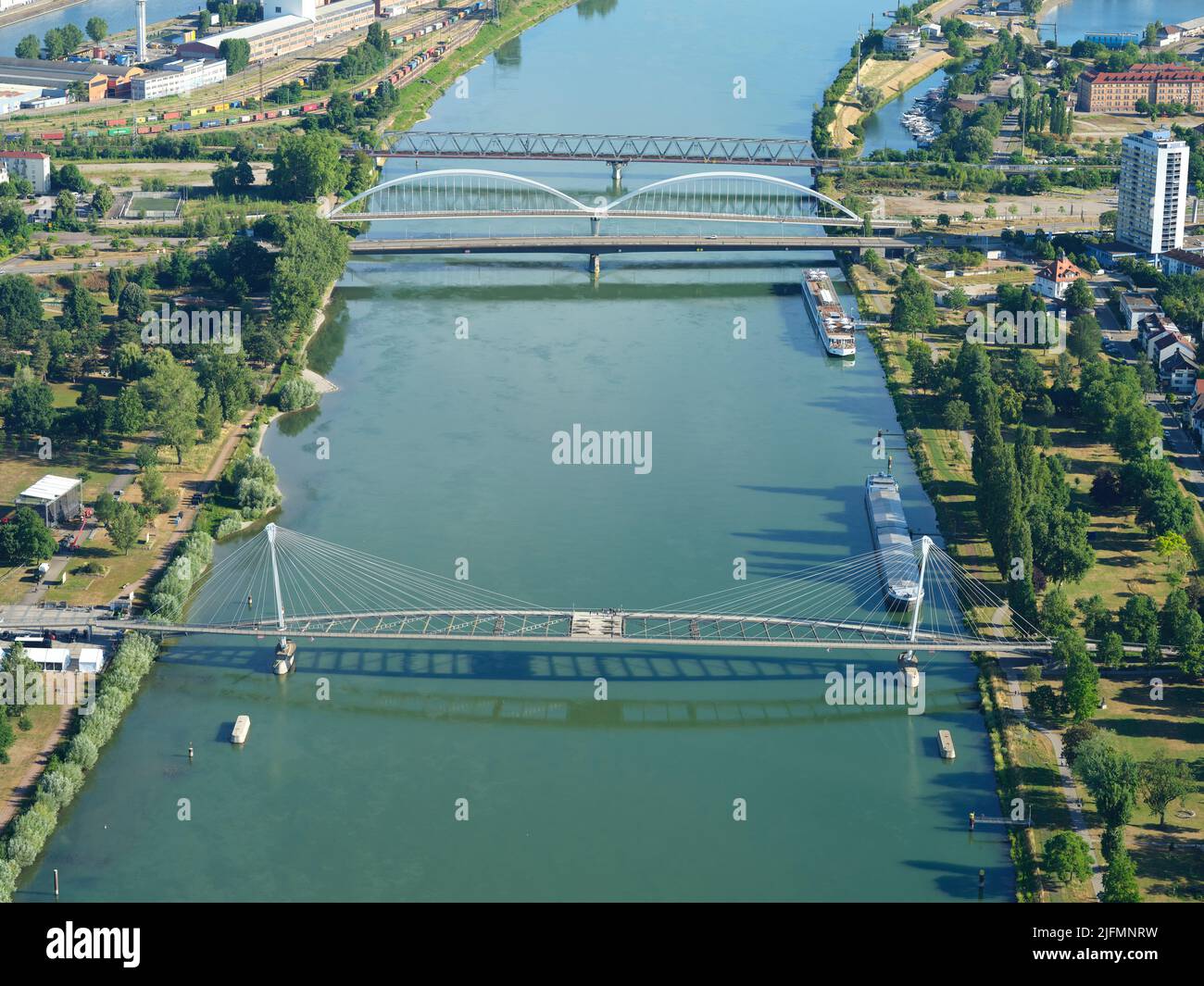 Cable stayed pedestrian bridges hi-res stock photography and images - Alamy