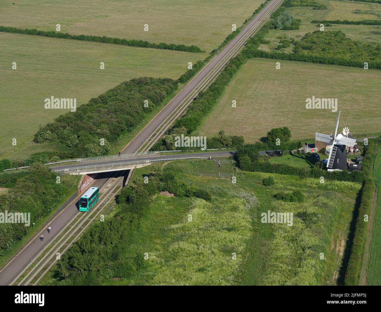 Busway hi-res stock photography and images - Alamy