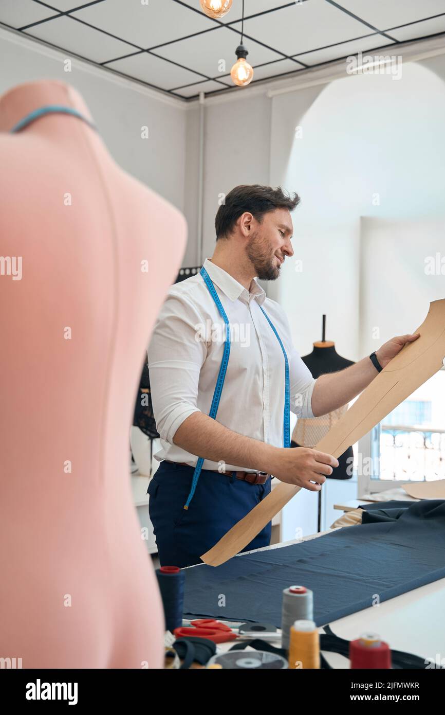 Cut and sew hi-res stock photography and images - Alamy