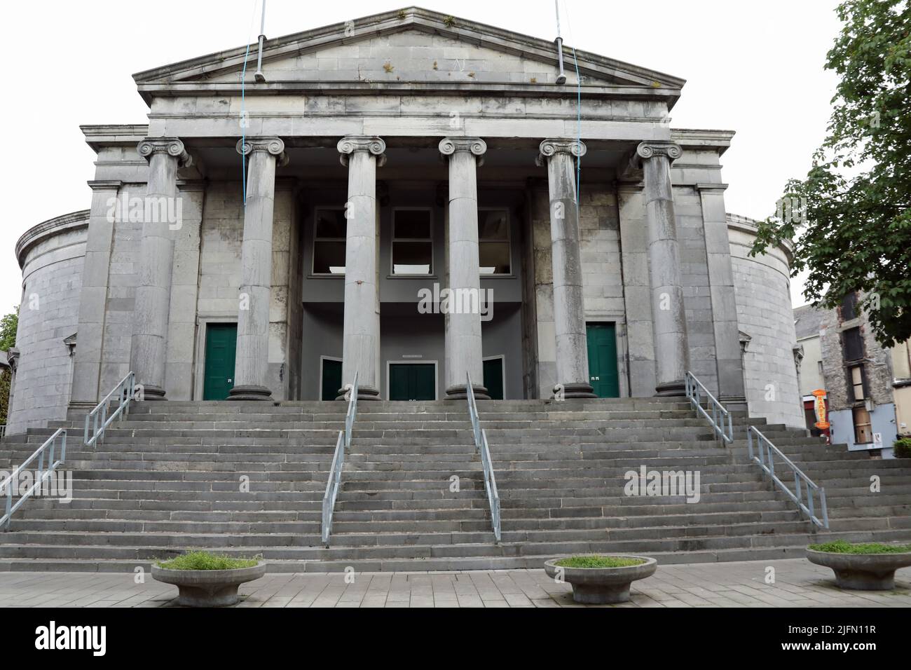 Tralee courthouse hi-res stock photography and images - Alamy