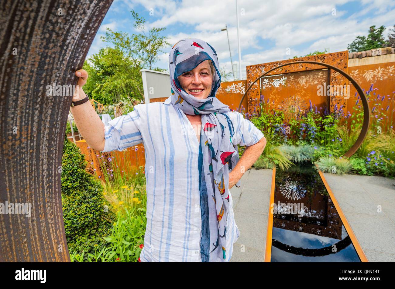 London, UK. 04th July, 2022. Sunburst a show garden designed by Charlie ...