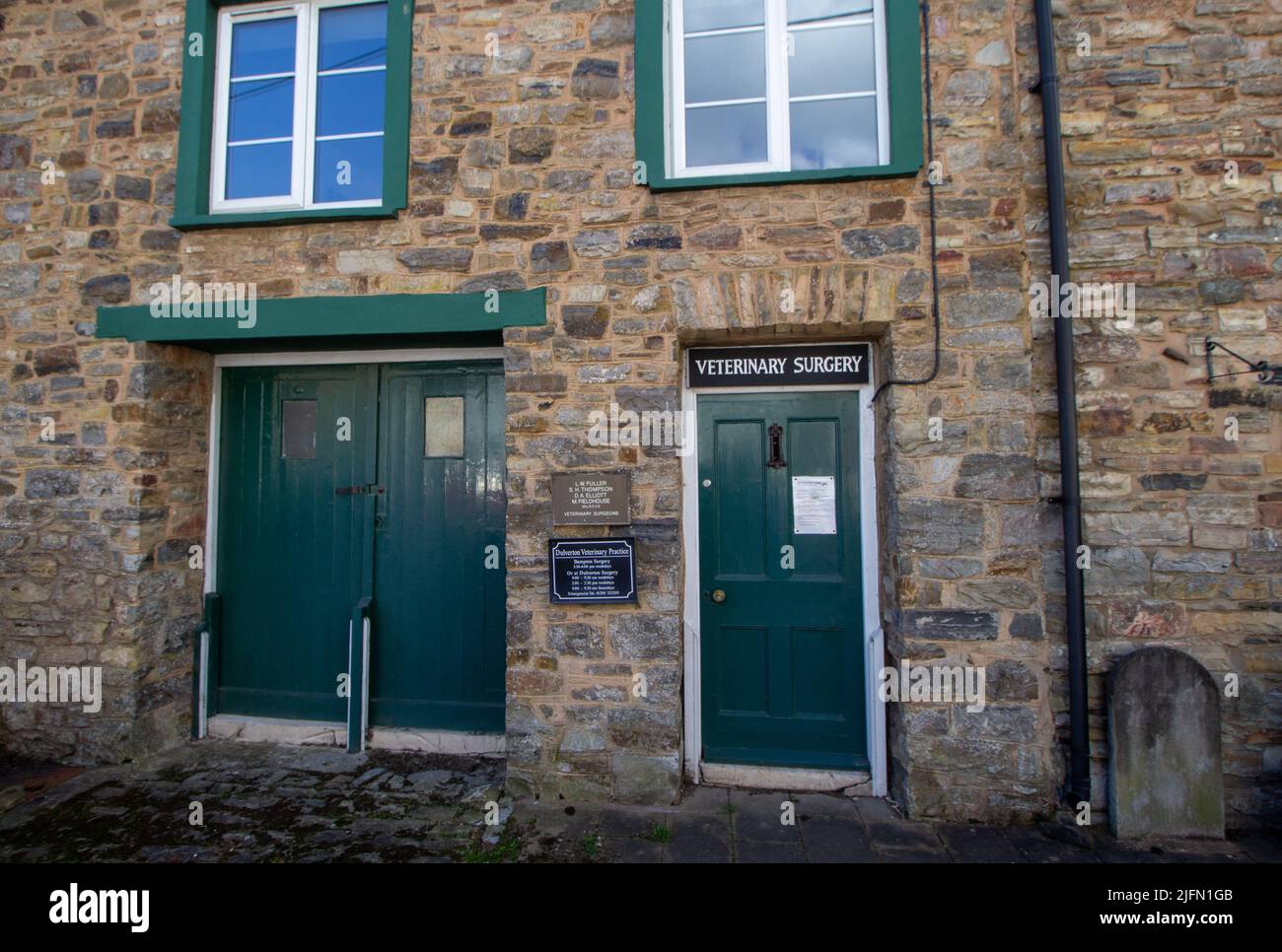 BAMPTON, DEVON, UK - APRIL 7, 2022 Dulverton Veterinary Practice ...
