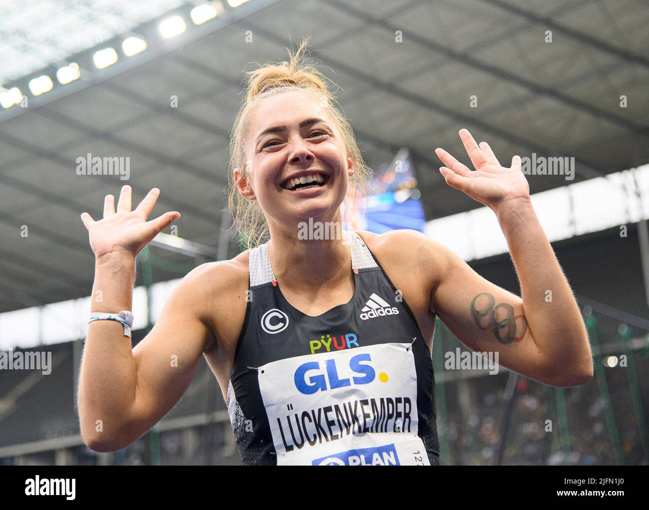 Winner Gina LUECKENKEMPER (LÃ ckenkemper) SCC Berlin/ 1st place). Women ...