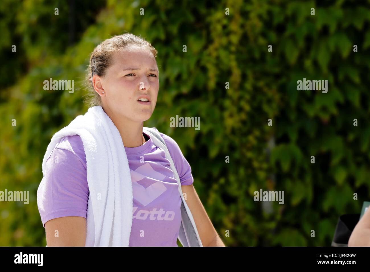 London, UK, 4th July 2022: German tennis player Jule Niemeier during a ...