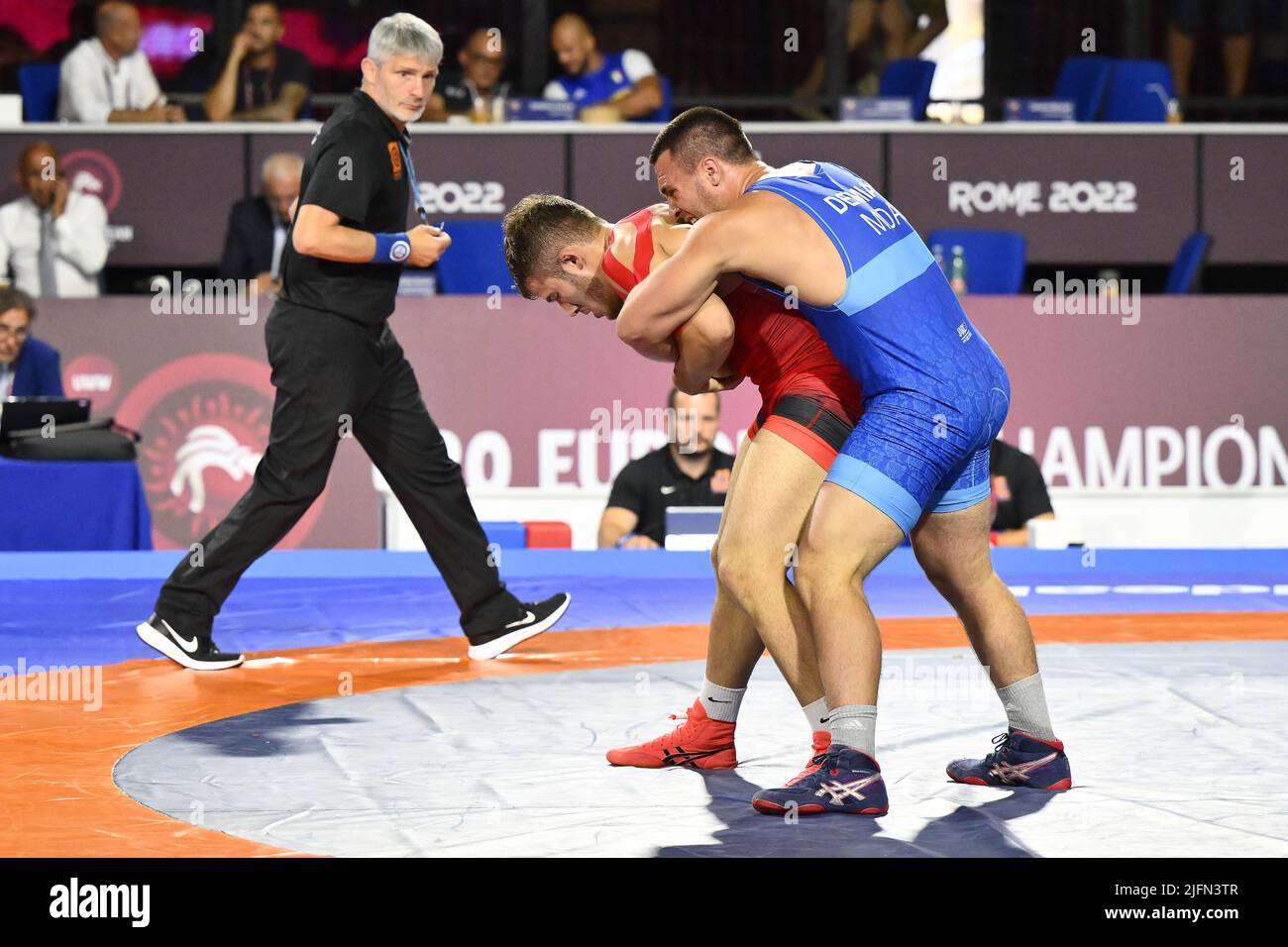 Ion DEMIAN (MDA) vs Andro MARGISHVILI (GEO) during the Final of Greco ...