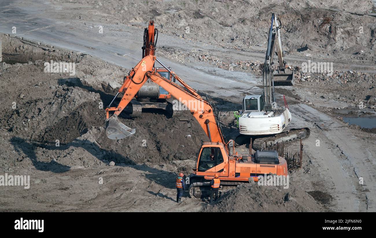 Earthwork cycle hi-res stock photography and images - Alamy