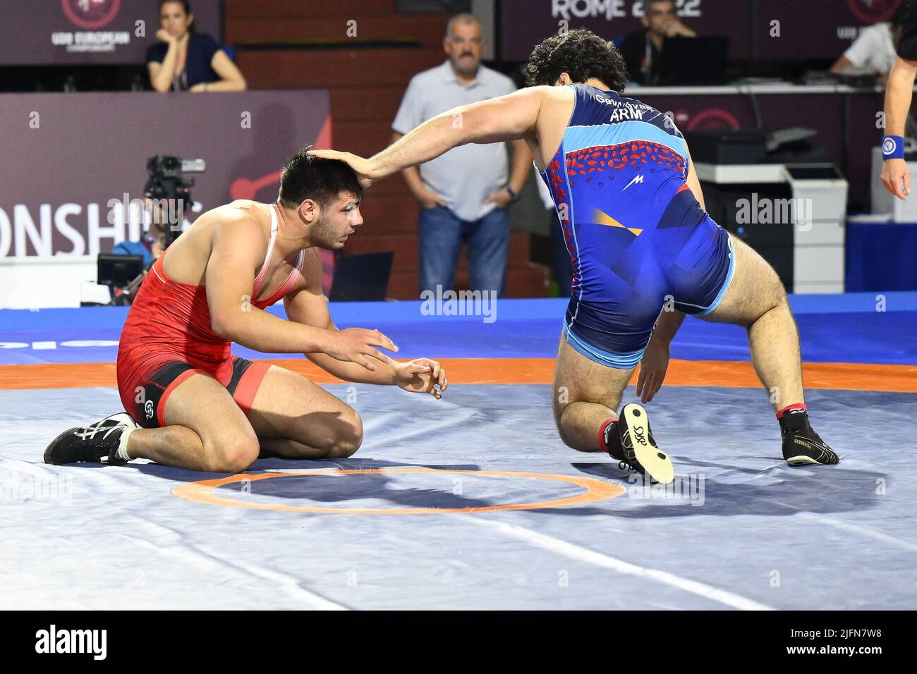 Lyova GEVORGYAN (ARM) vs Merab SULEIMANASHVILI (GEO) during the Final ...