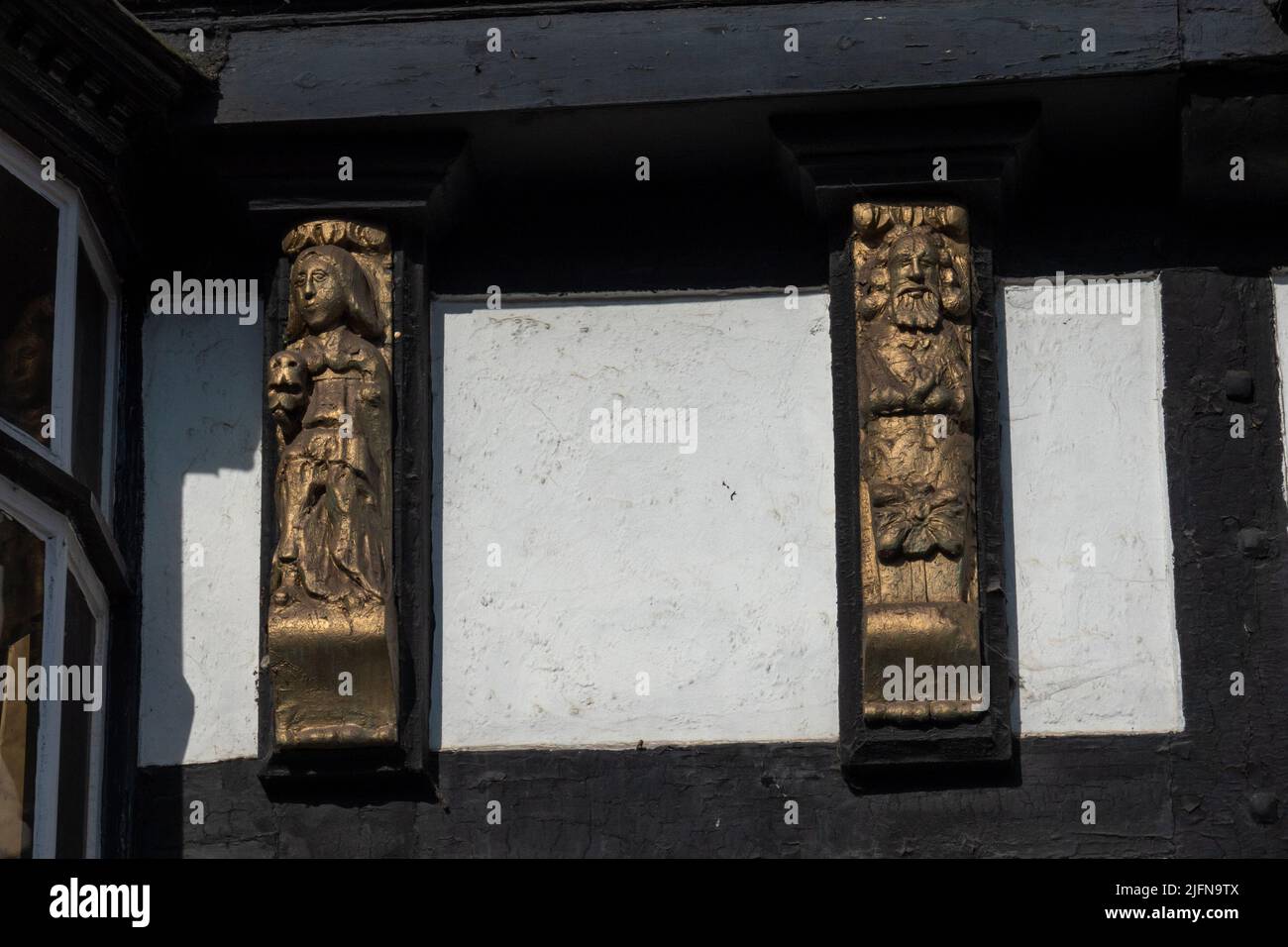 Old Carving, Bridgnorth Stock Photo - Alamy