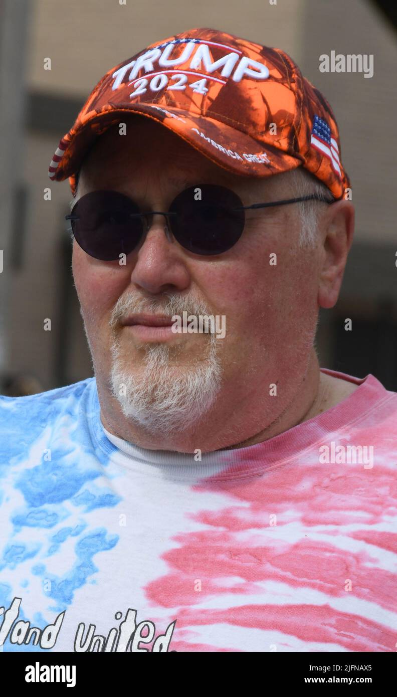 Trump 2024 hat hi-res stock photography and images - Alamy