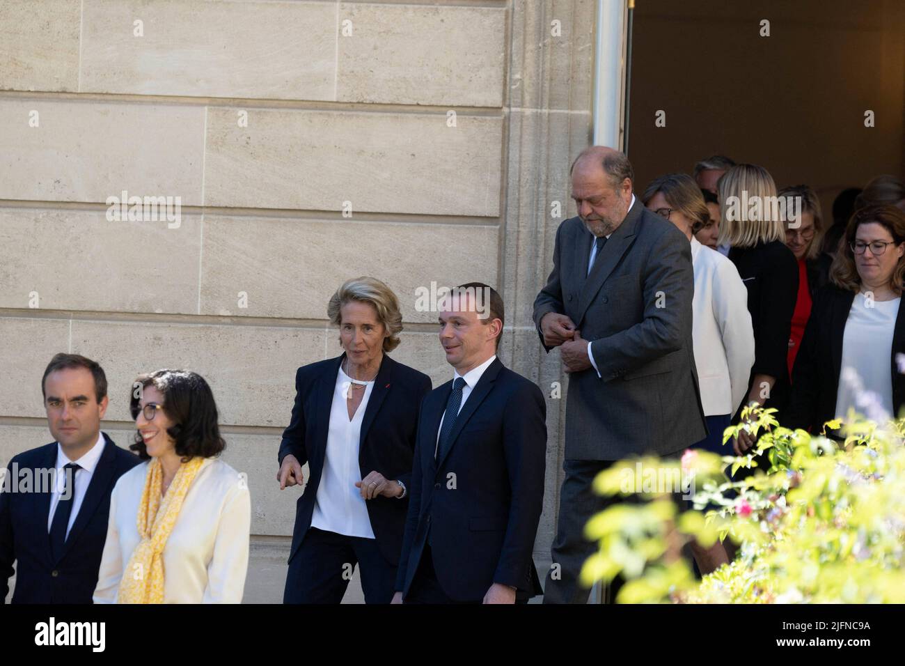 French Ministers arrive for an official picture after a cabinet ...