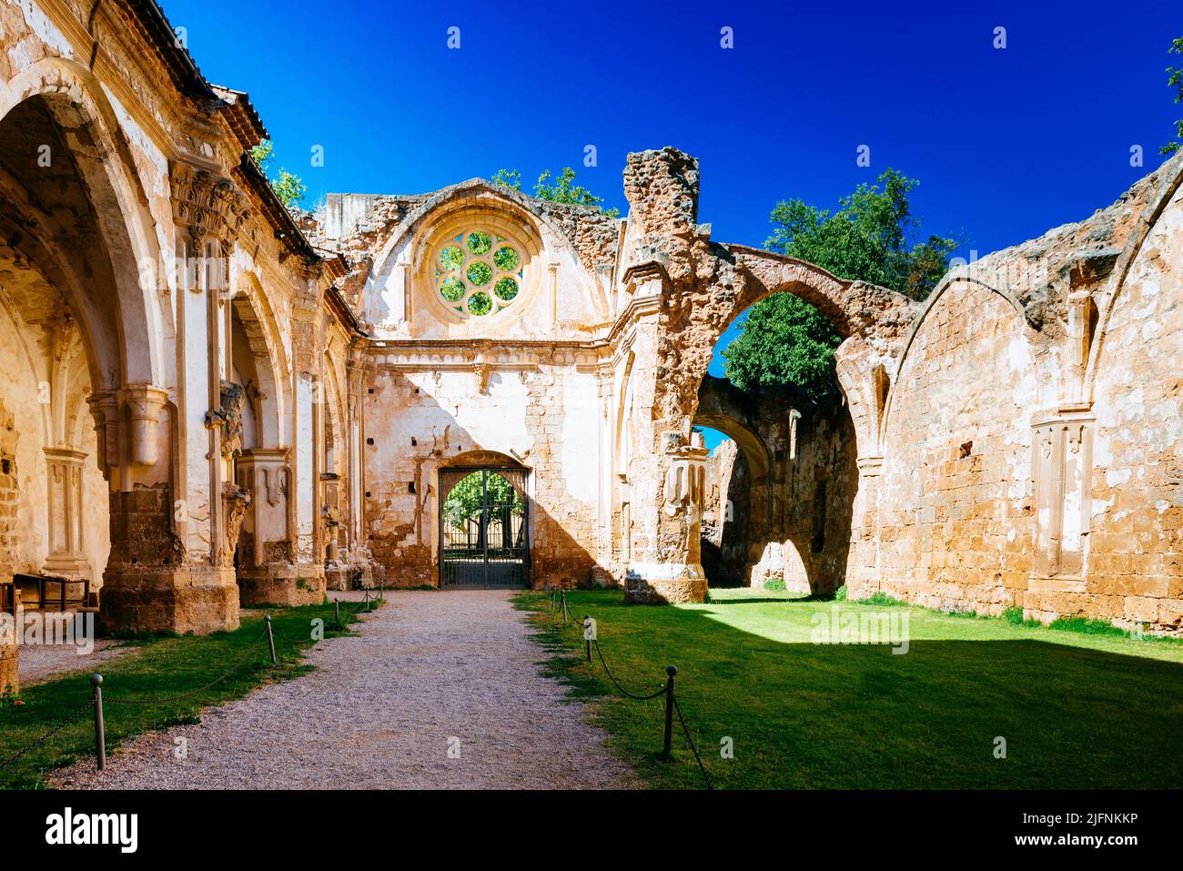 Ruins of the monastery's main church. Monasterio de Piedra, Stone ...