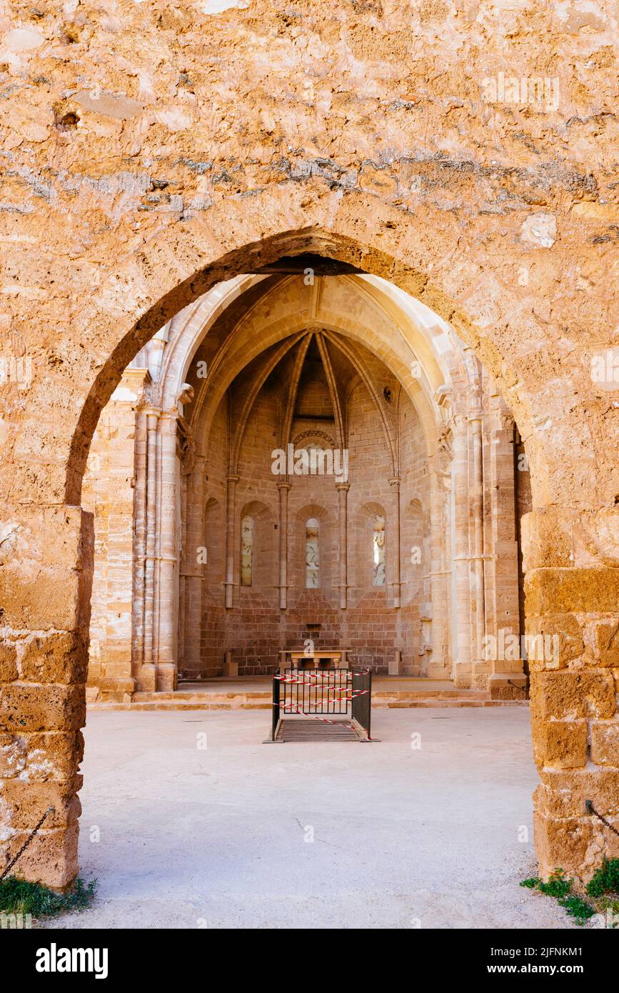 Ruins of the monastery's main church. Monasterio de Piedra, Stone ...