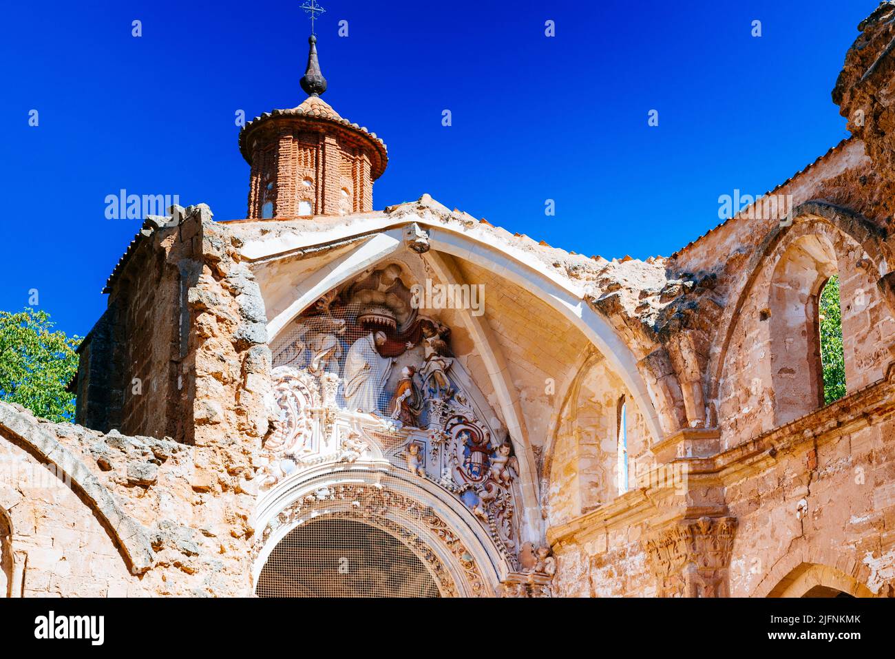 Ruins of the monastery's main church. Monasterio de Piedra, Stone ...