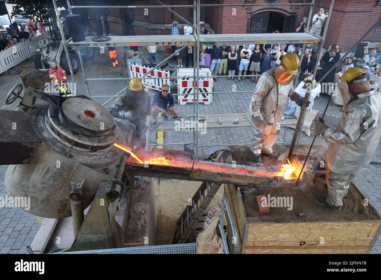 Bell casing hi-res stock photography and images - Alamy