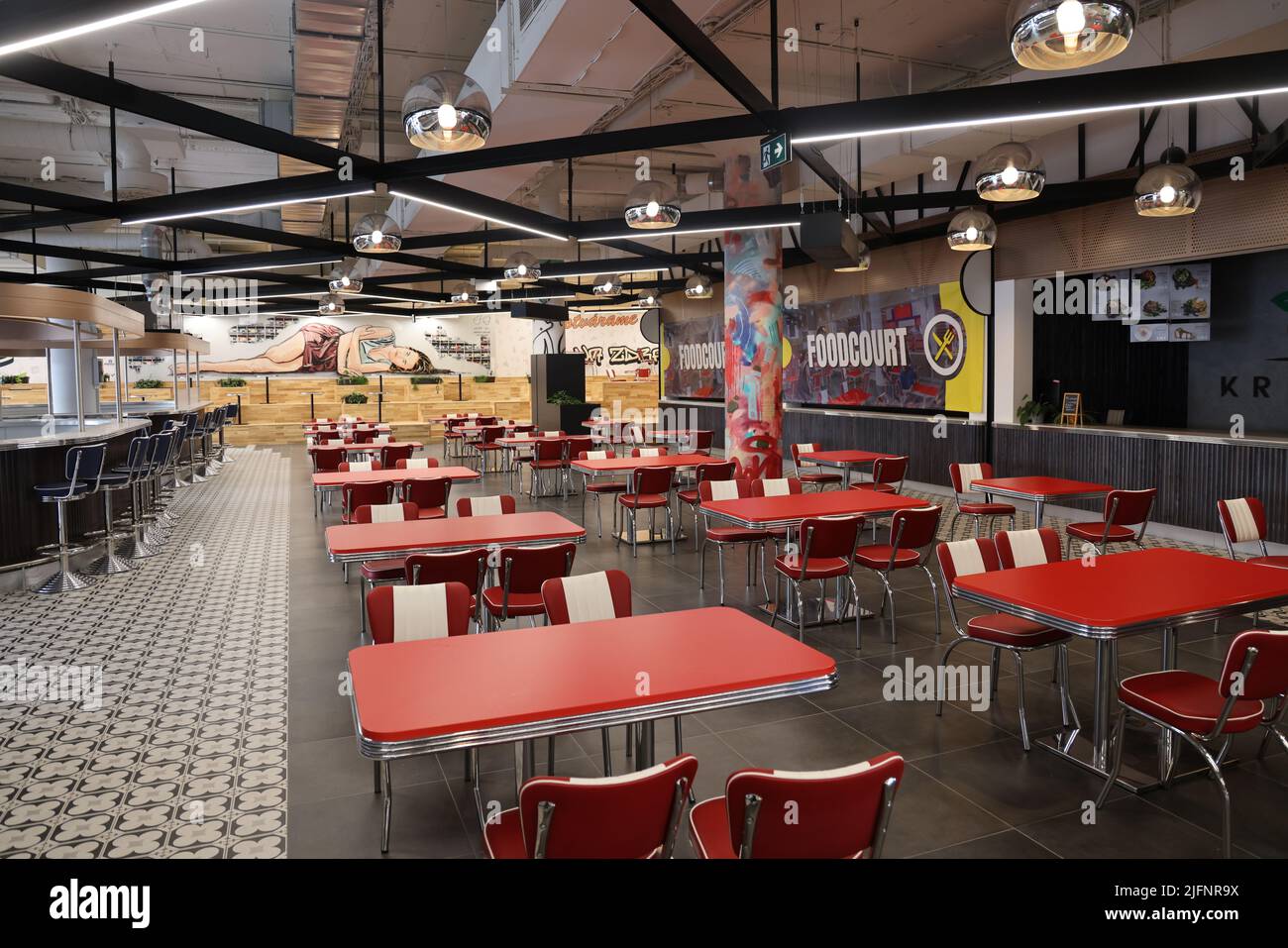 Foodcourt hi-res stock photography and images - Alamy