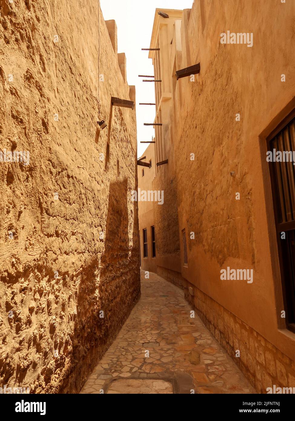 Dubai old town contrast hi-res stock photography and images - Alamy
