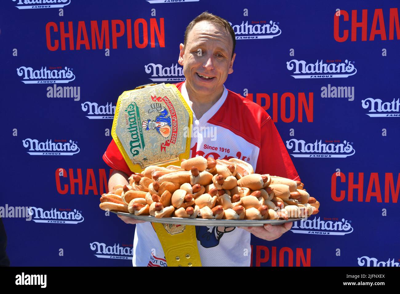 Professional competitive eater Joey Chestnut wins his 15th title eating ...