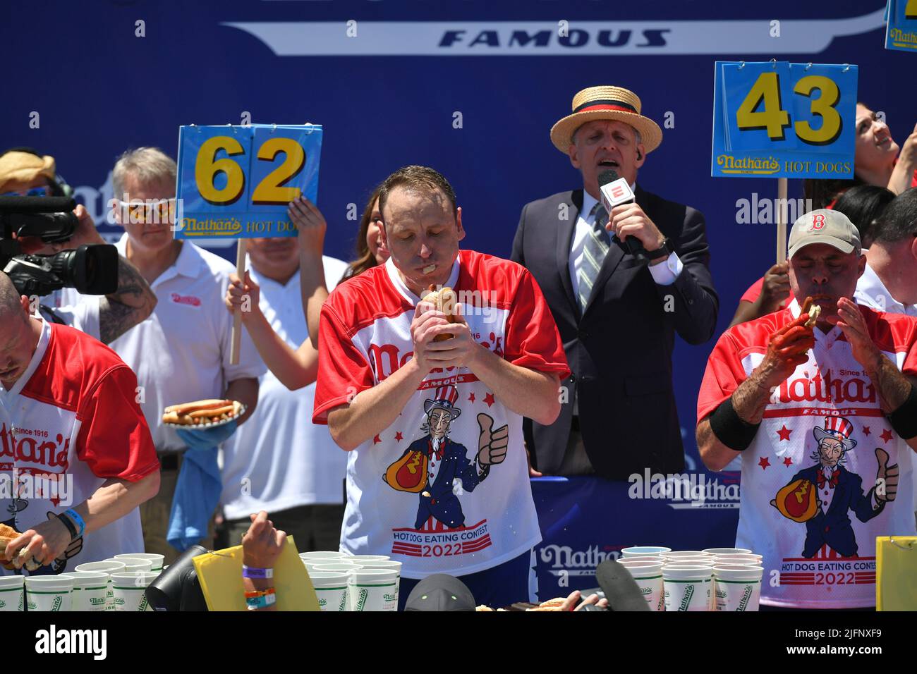 Professional competitive eater Joey Chestnut wins his 15th title eating ...