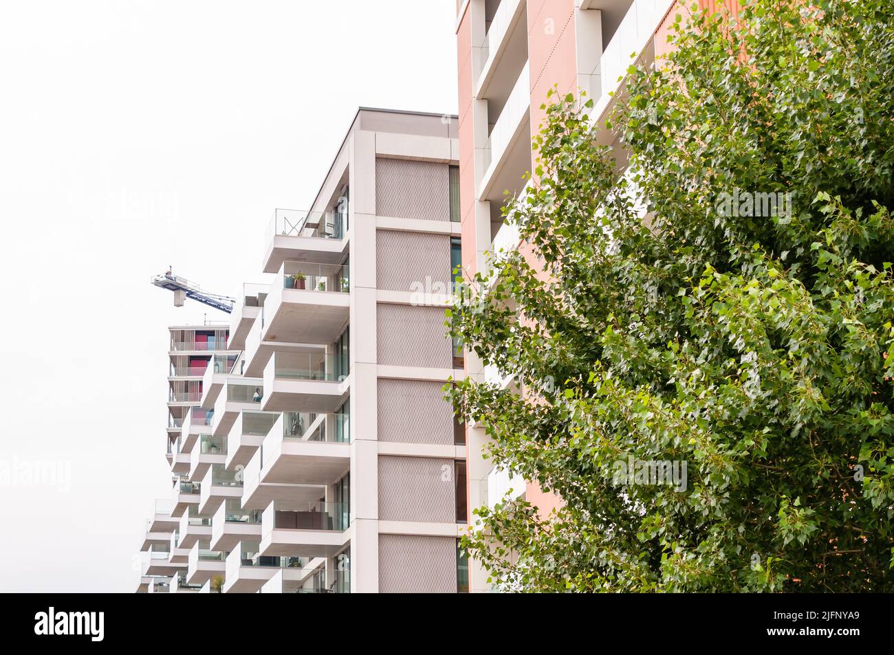 Riverscape Luxury new-build riverside apartments in Silvertown Stock ...